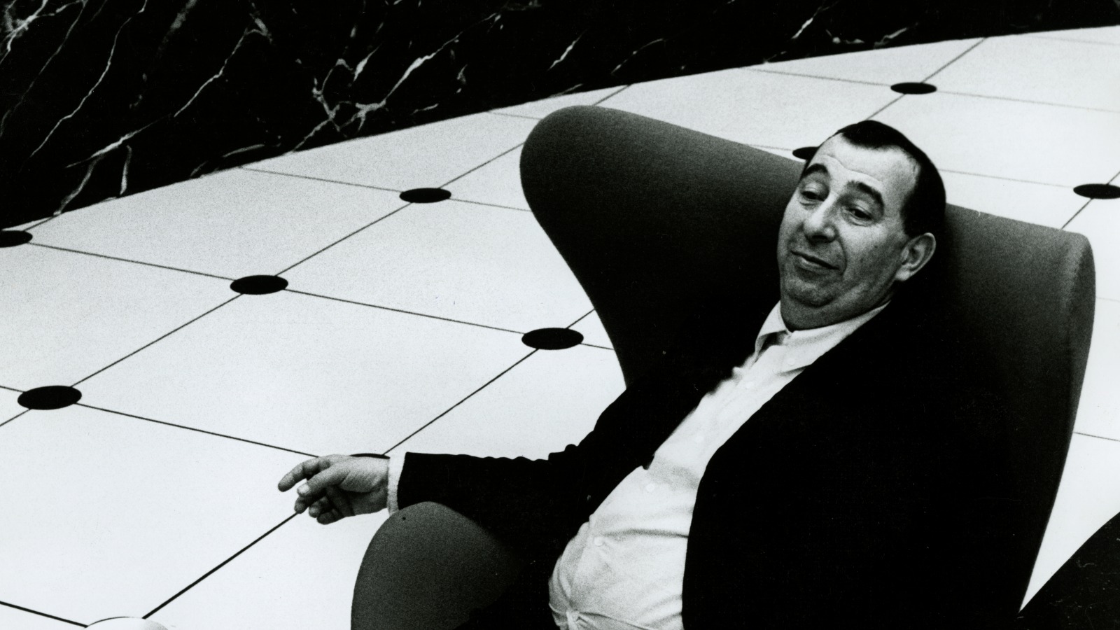 Manden, der turde ting – mindeord over Jens Ravn